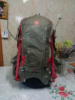 BLACK YAK BACKPACK, Men's Fashion, Bags, Backpacks on Carousell