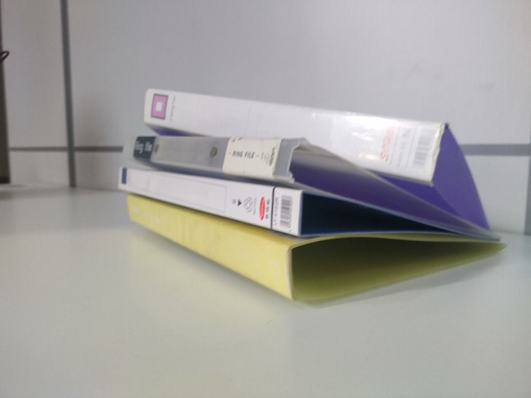 HKD$10 4個 A4 Binder 2 Ring File 2孔文件夾 / 活頁夾 / 文具 / 文件收納, 興趣及遊戲, 手作＆自家設計 ...