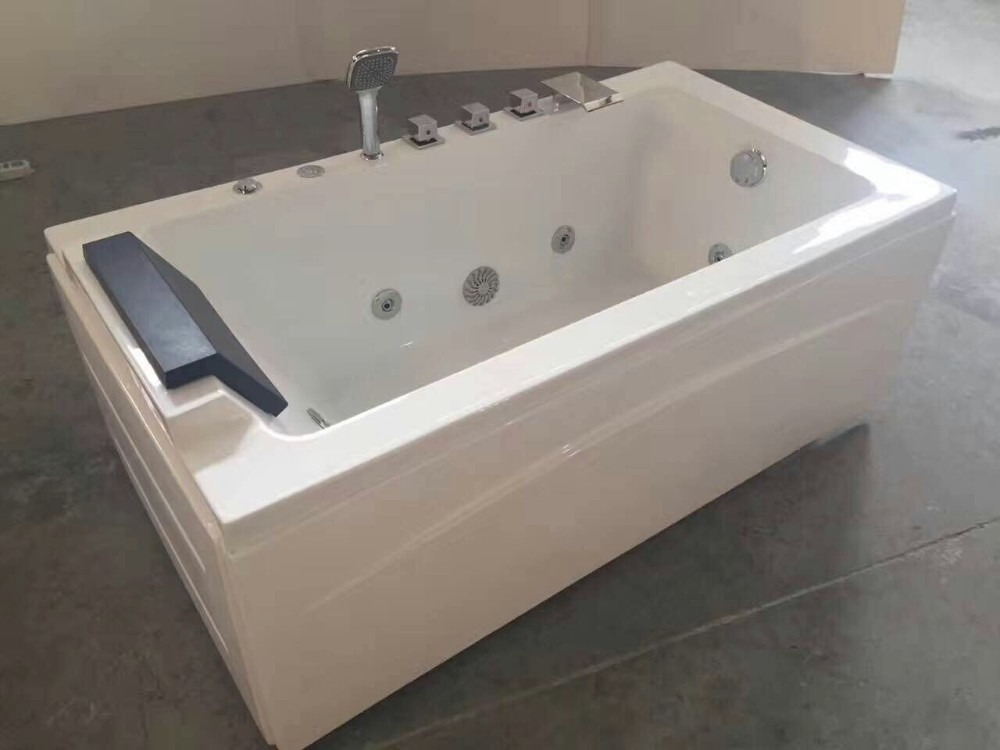 INDOOR JACUZZI (8843A), Furniture & Home Living, Bathroom & Kitchen ...