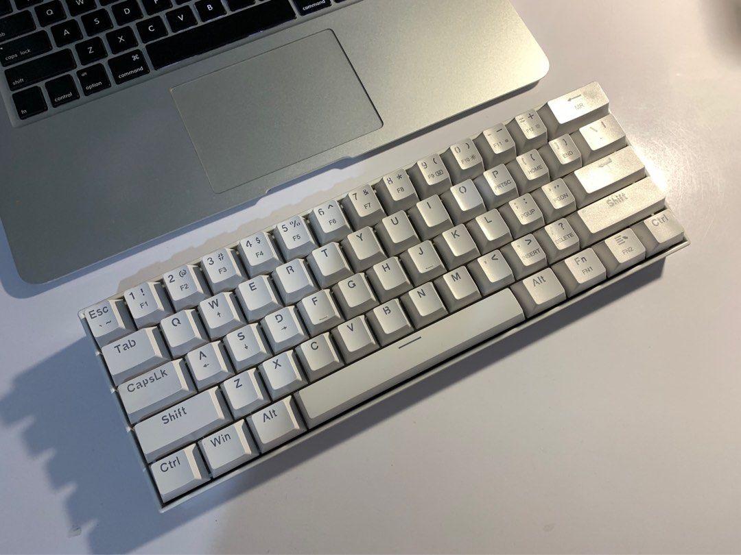 Keyboard Mechanical Red Dragon K630W, Elektronik, Bagian Komputer ...