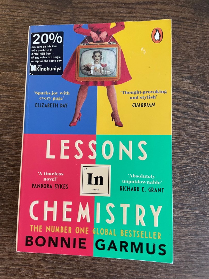 Lessons in Chemistry Novel by Bonnie Garmus, Hobbies & Toys, Books ...