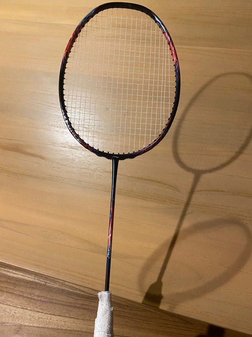 Lining axforce 90 tiger, Sports Equipment, Sports & Games, Racket ...