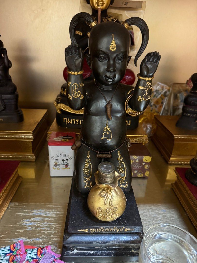 Lp Somchai (Kumanthong), Hobbies & Toys, Memorabilia & Collectibles ...