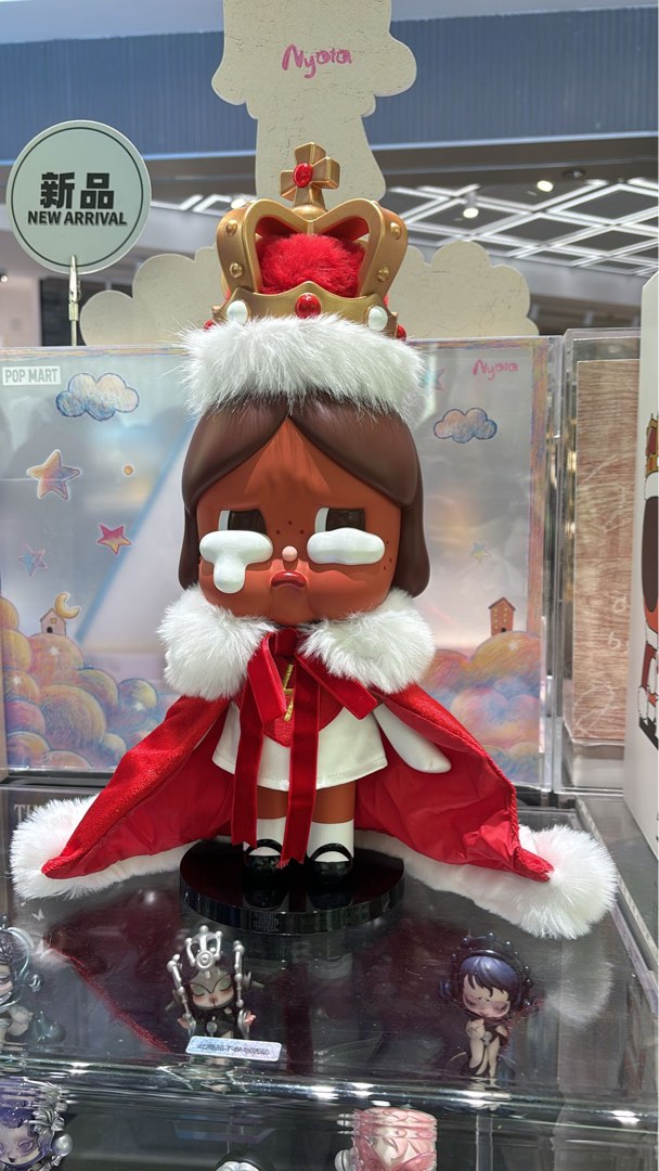 POPMART CRYBABY HEARTBREAK QUEEN, Hobbies & Toys, Toys & Games on Carousell