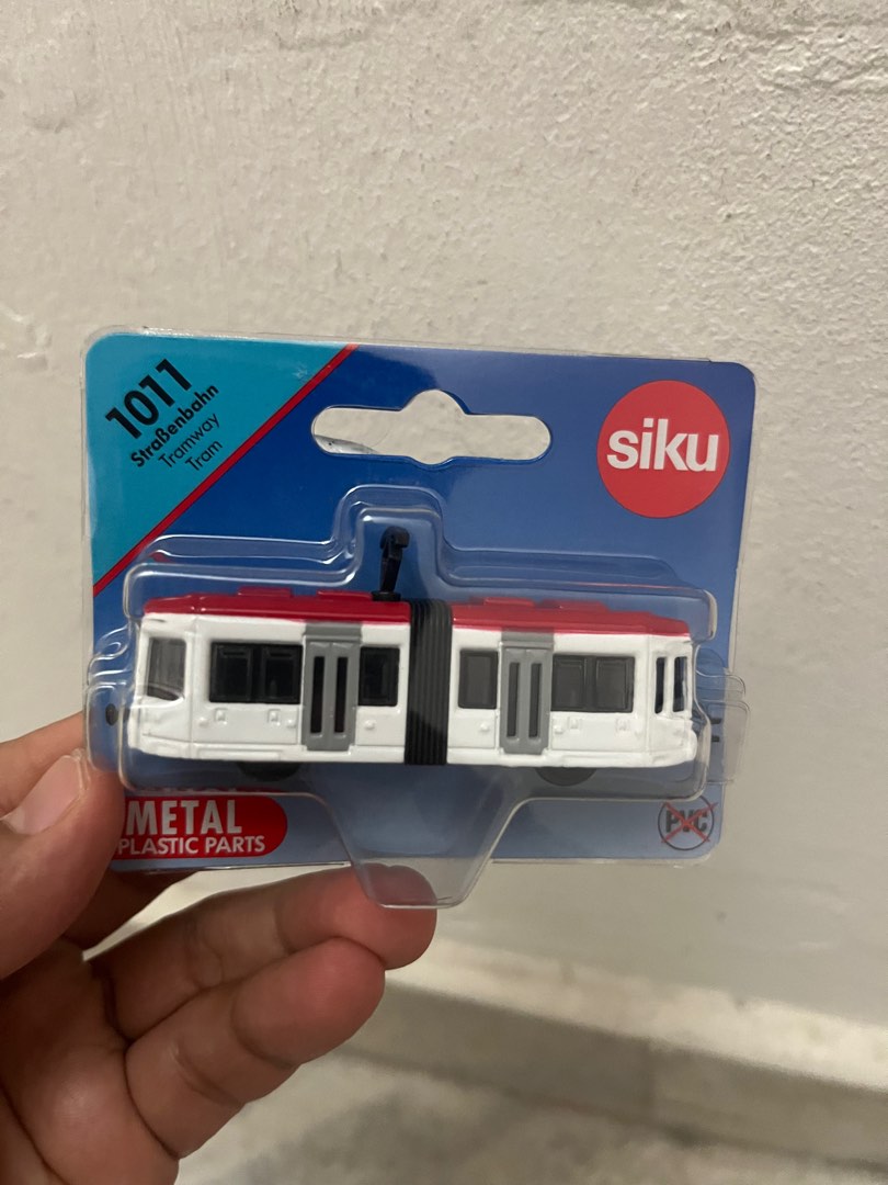 SIKU 1011 Tram Tramway Strassenbahn, Hobbies & Toys, Toys & Games on Carousell