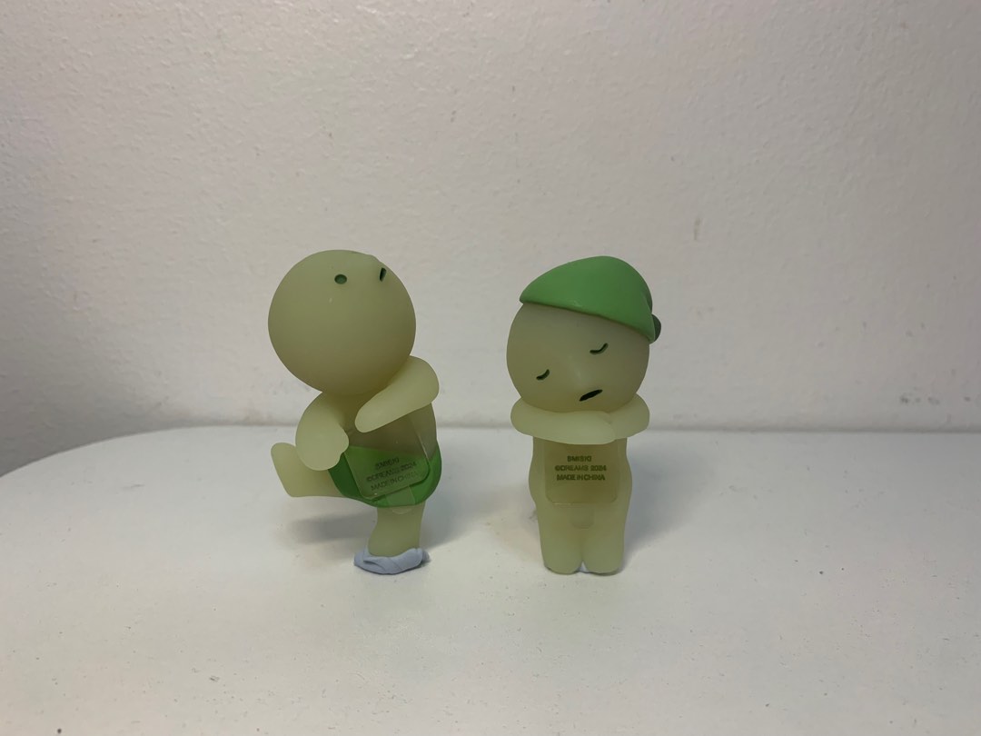 Smiski Hipper Trying to Climb Dozing, Hobbies & Toys, Toys & Games on ...