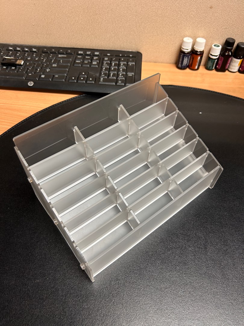 TCG/Playing Cards Display (Acrylic), Hobbies & Toys, Collectibles ...