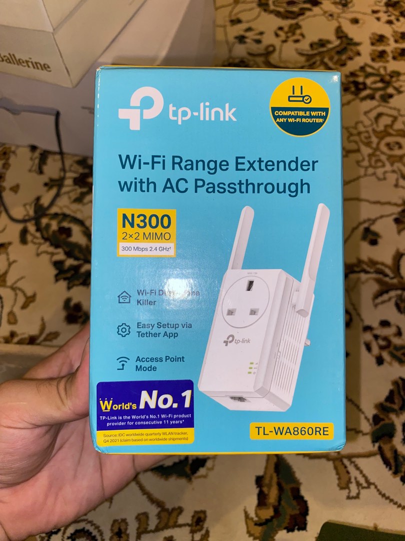 TP-Link Wi-Fi Range Extender with AC Socket Pass through, Computers ...