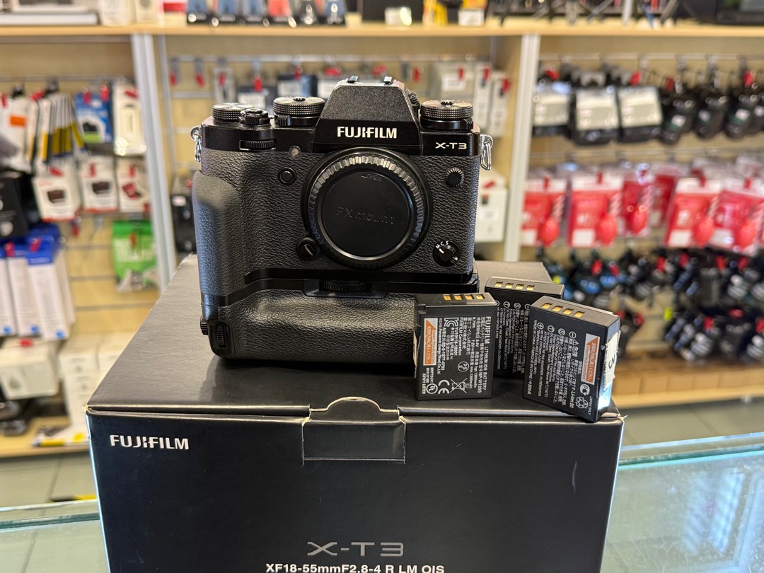 USED-Fujifilm XT3 Body with VG-XT3 VERTICAL BATTERY GRIP, Photography ...