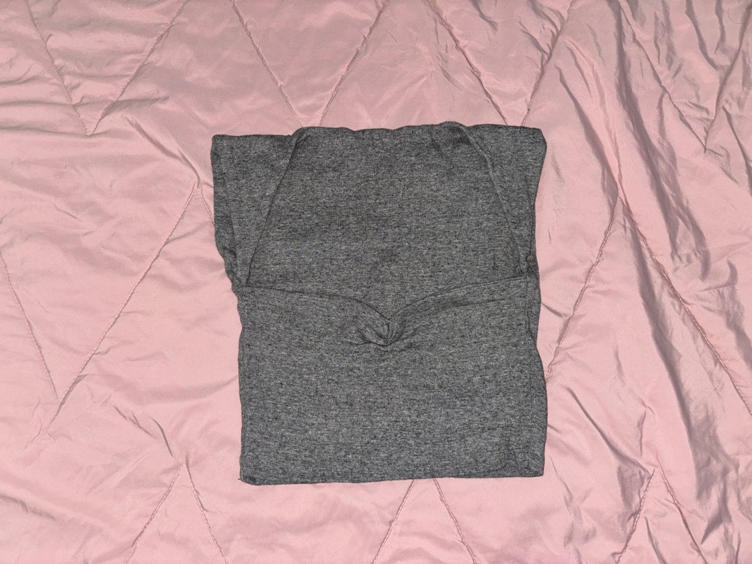 VIN THE LINE Top, Women's Fashion, Tops, Sleeveless on Carousell