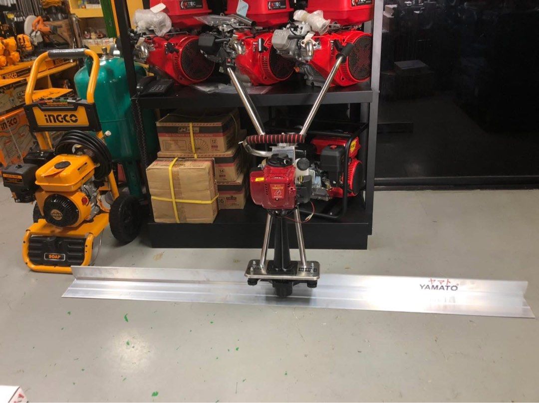 YAMATO CONCRETE VIBRATION RULLER, Commercial & Industrial, Construction ...