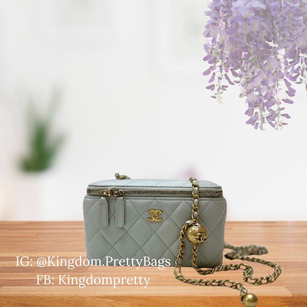 Chanel Gold Ball Long Vanity Classic Quilted Box Crossbody Light Grey ...