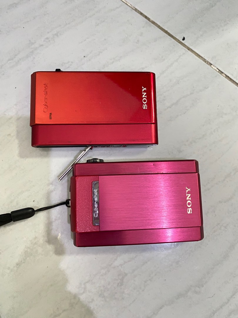 Digicam Sony Cybershot T900 dan T500 Pink Merah Red, Fotografi di Carousell