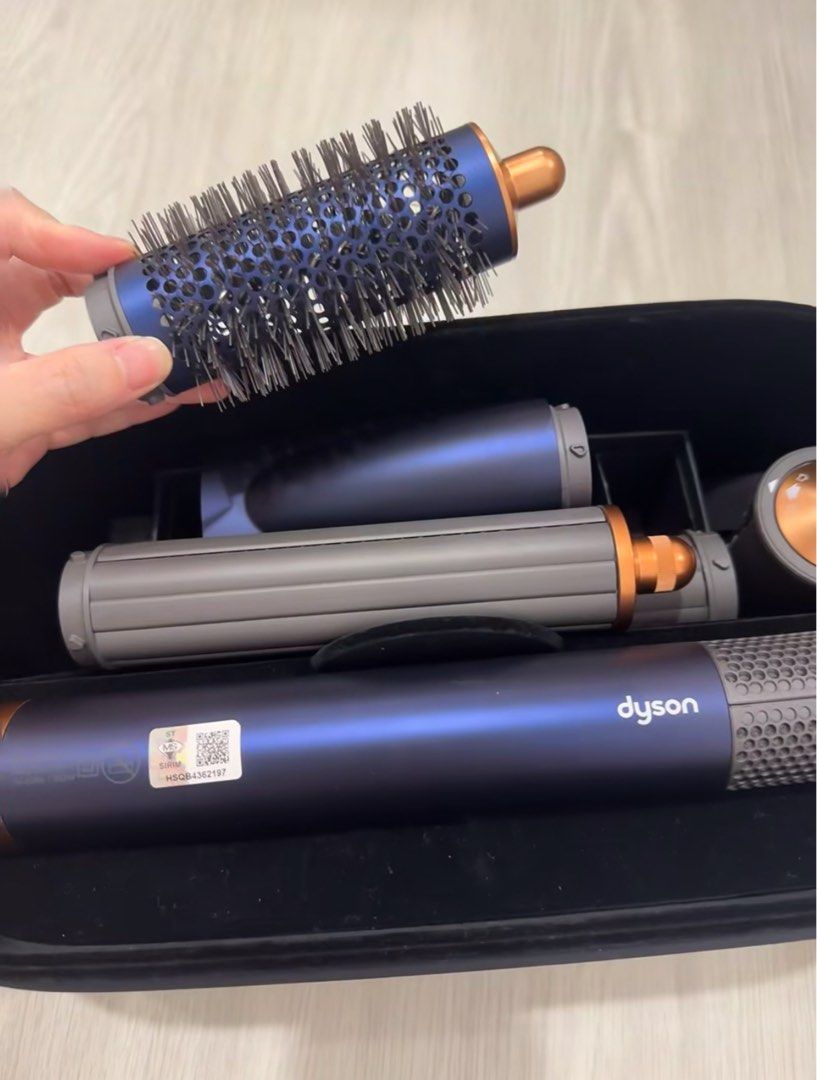Dyson Airwrap Complete Long, Elektronik, Lainnya di Carousell