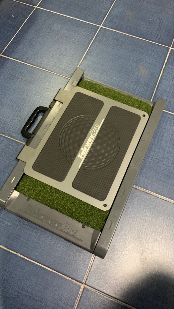 Fairway Pro Driving Mat, Sports Equipment, Sports & Games, Golf on ...