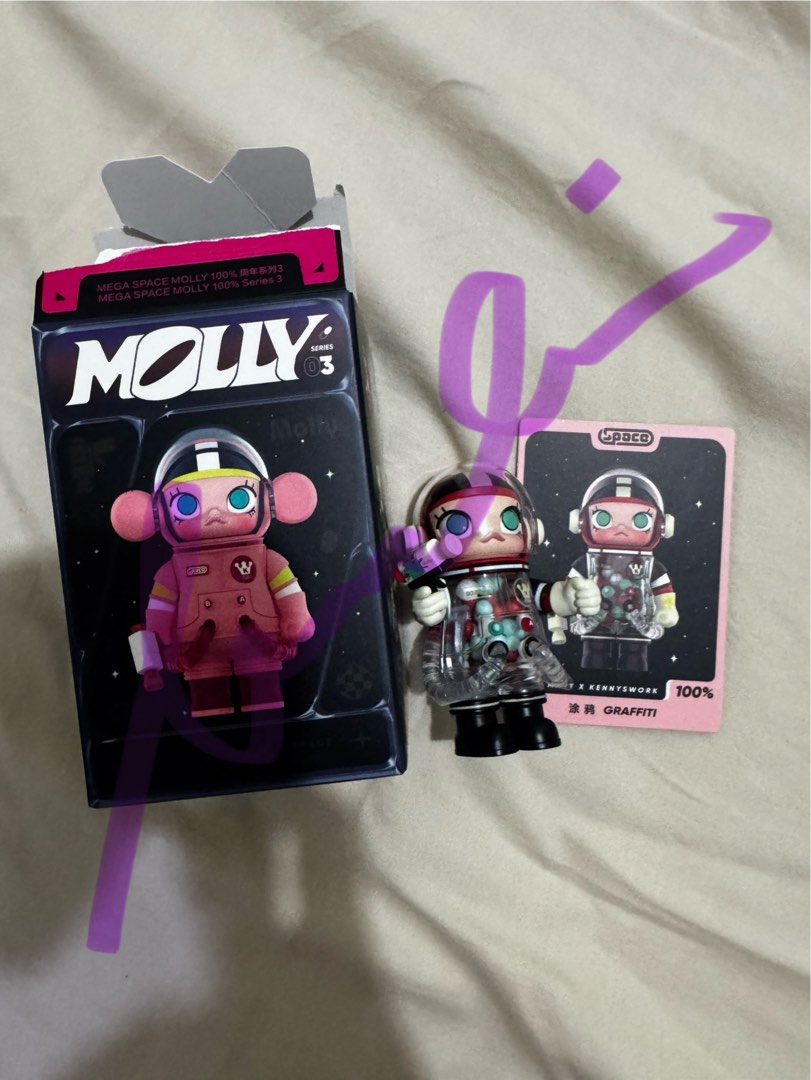 (Graffiti) MEGA SPACE MOLLY 100% Series 3, Hobbies & Toys, Toys & Games ...