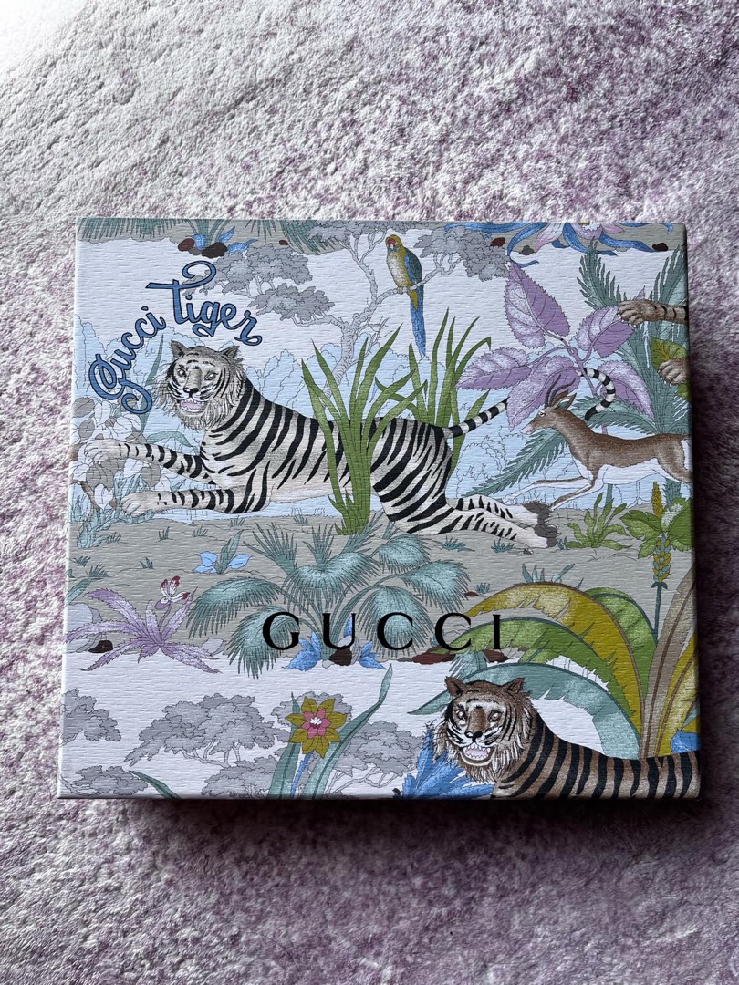 Gucci red packet tiger set, Luxury, Accessories on Carousell