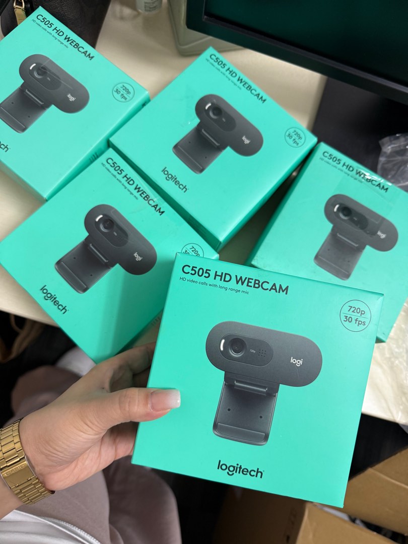 Logitech C505 HD Webcam HD webcam with 720p and long-range mic ...