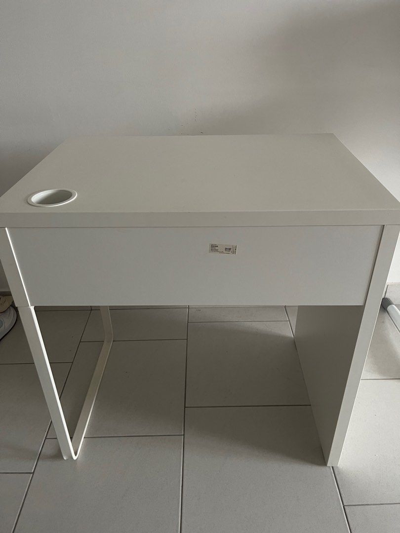 Meja komputer, kabinet laci. Computer table, drawer cabinet, Furniture ...