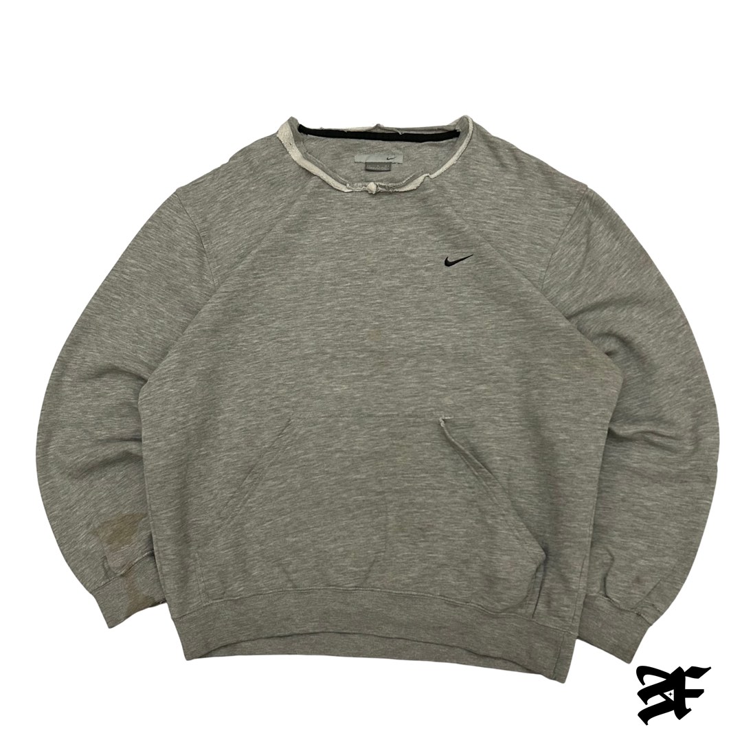 Nike Beaters Sideswoosh Crewneck, Men's Fashion, Tops & Sets, Tshirts ...