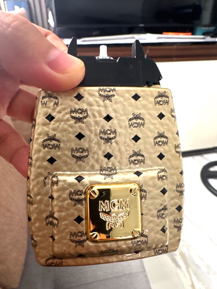 Perfume (damaged nozzle), Beauty & Personal Care, Fragrance ...