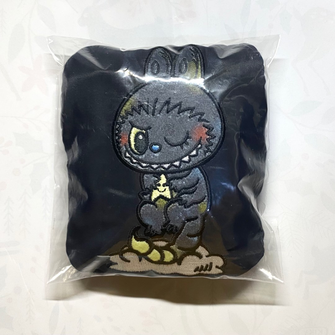 Pop Mart Labubu Constellation Series - Blind Box Messenger Bag (Scorpio ...