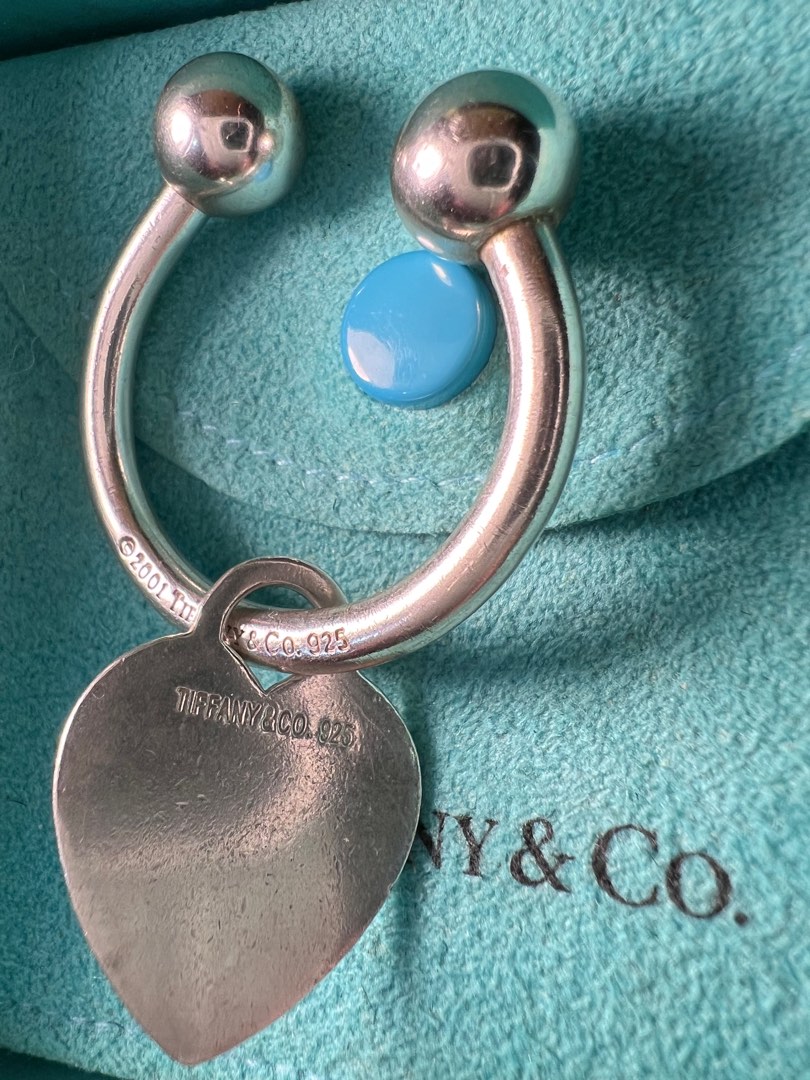 Tiffany & Co. Key Holder, Women's Fashion, Jewelry & Organizers, Body ...