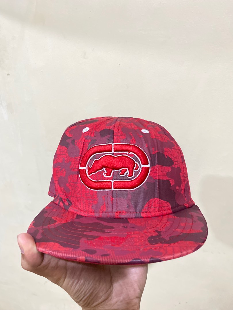 Vintage Ecko unltd Close cap fitted, Men's Fashion, Watches ...