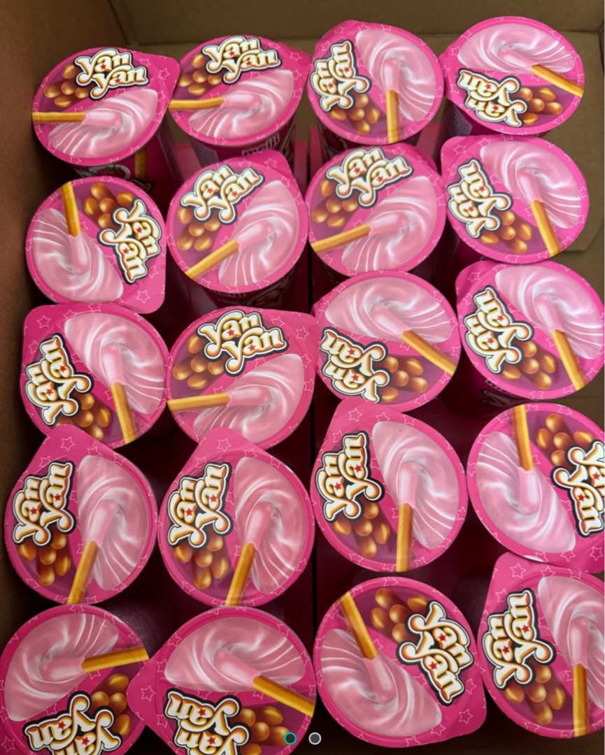 (20box) Yam yam strawberry dip flavored biscuit, Food & Drinks ...