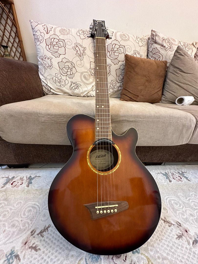 Ashton Electric Acoustic Guitar with Pick and Casing, Hobbies & Toys ...