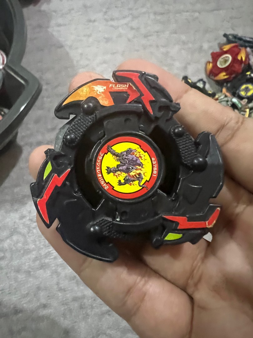 Beyblade flash leopard 2 bakuten, Hobbies & Toys, Toys & Games on Carousell