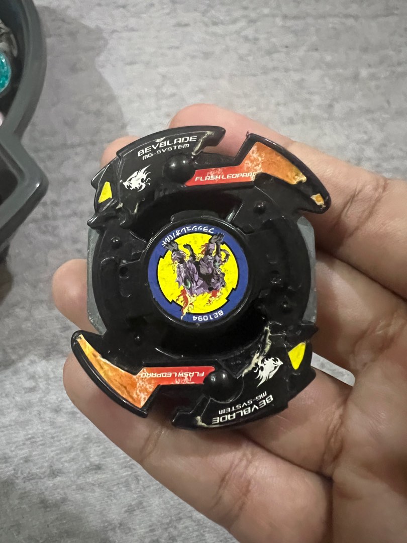 Beyblade flash leopard bakuten, Hobbies & Toys, Toys & Games on Carousell