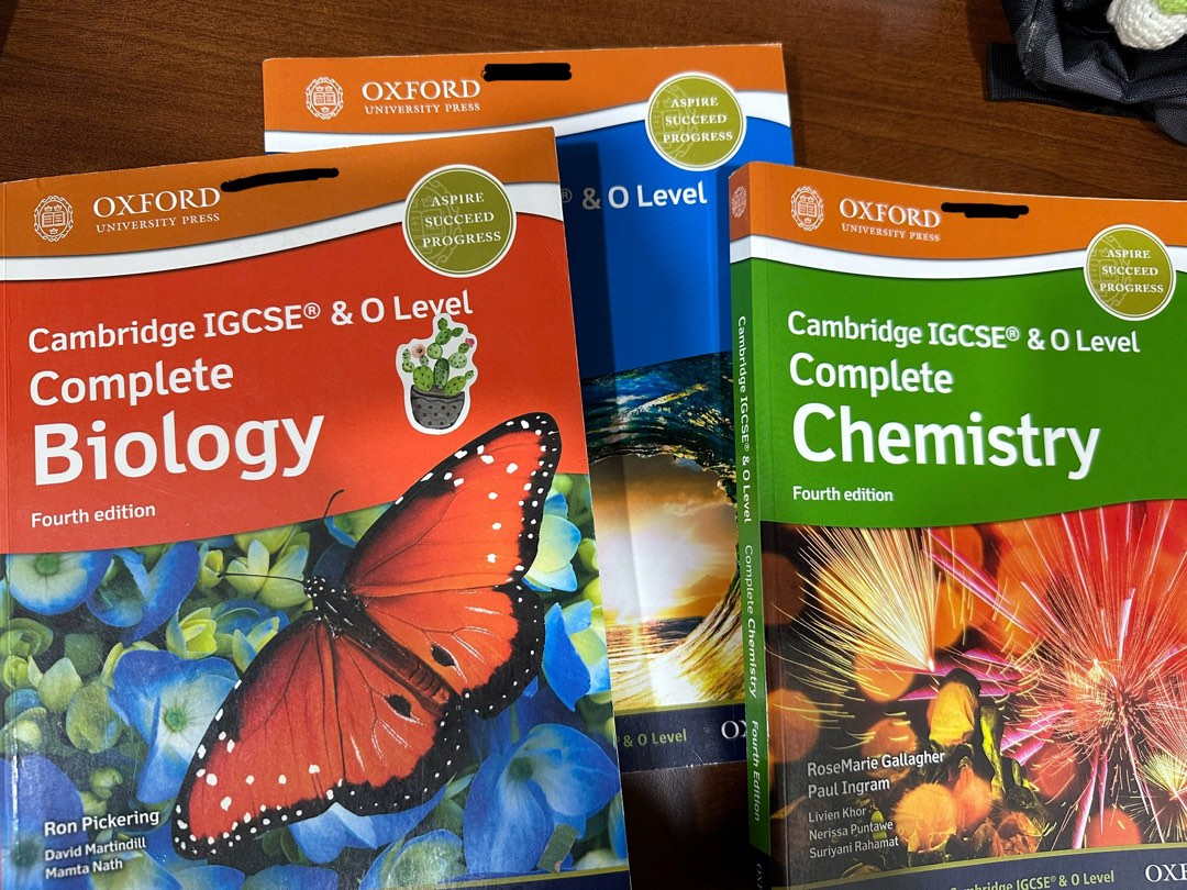 Cambridge IGCSE & OLEVEL textbook (chemistry, biology and physic), Hobbies & Toys, Books ...