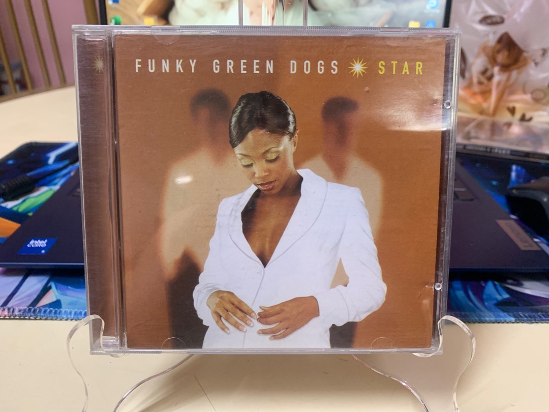 (CD) Star by Funky Green Dogs Feb-1999, Hobbies & Toys, Music & Media ...