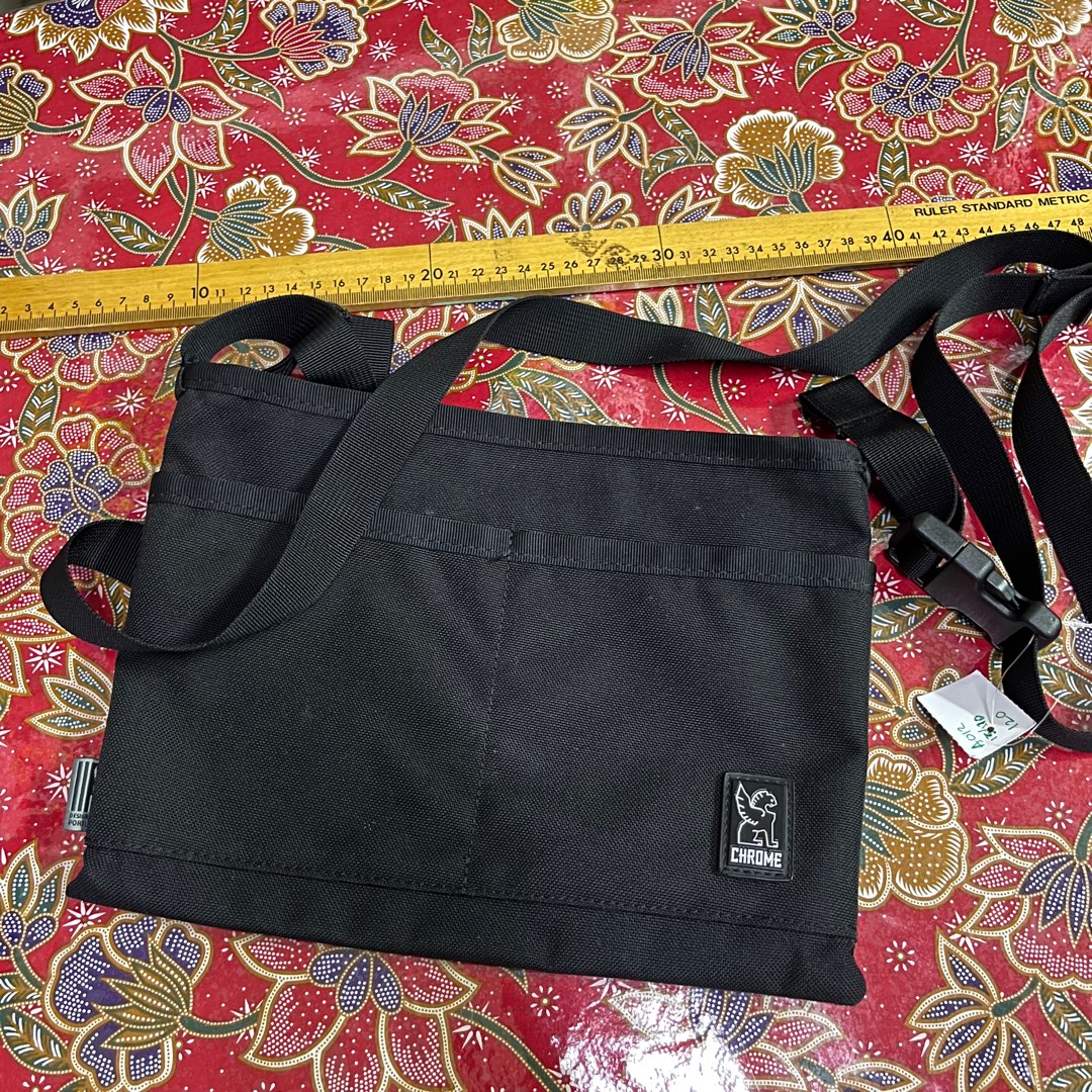 CHROME sling bag, Men's Fashion, Bags, Sling Bags on Carousell
