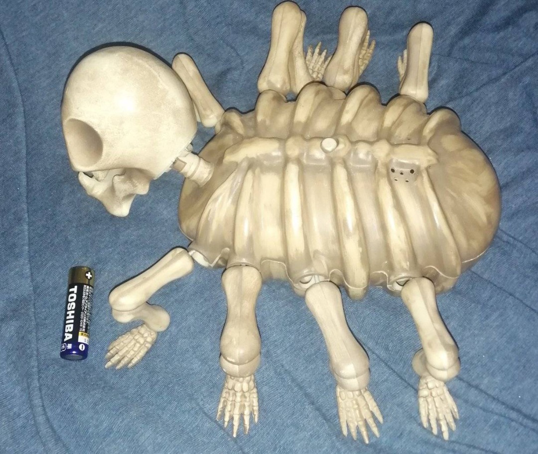 Extremely Rare Gemmy 2002 Crawling Skeleton, Hobbies & Toys ...