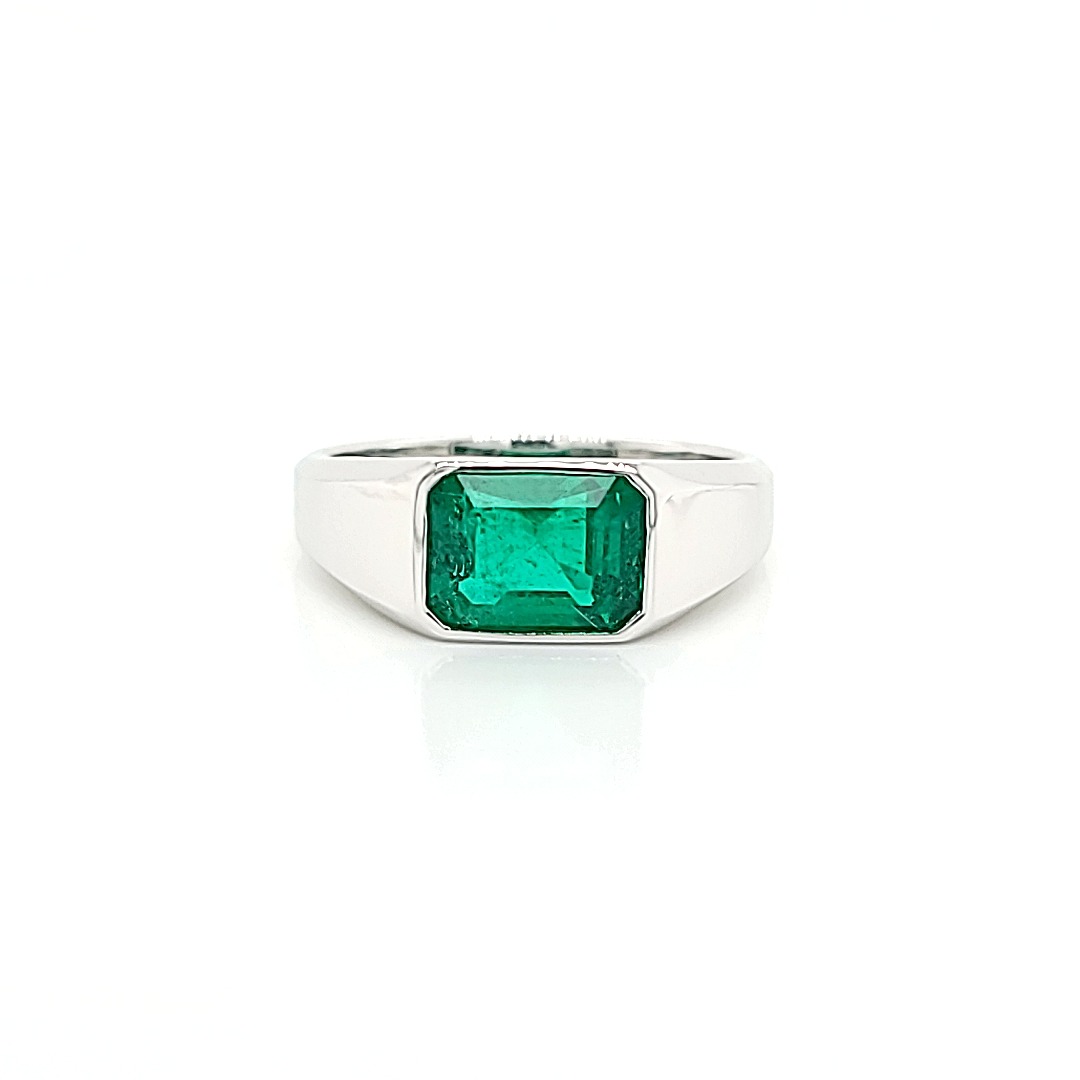 GIA Octagonal Emerald Bezel White Gold Ring R17, Men's Fashion, Watches ...