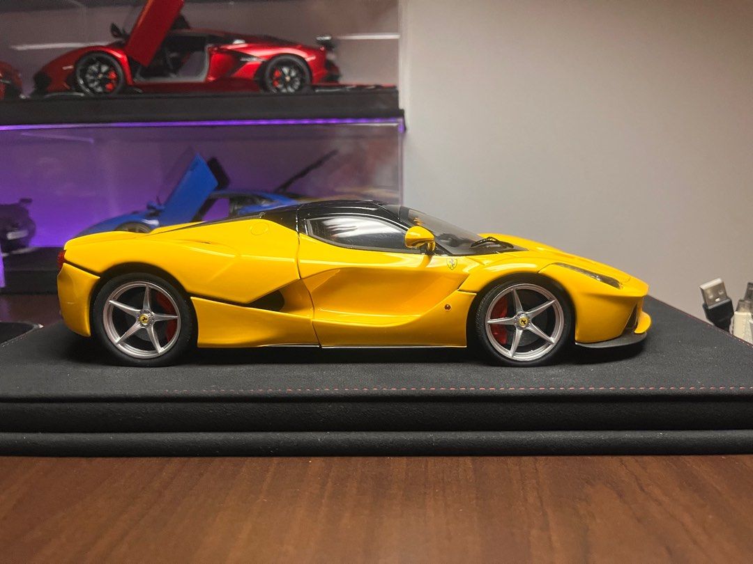 Hotwheels Elite Ferrari Laferrari 1/18 (Not Autoart Not kyosho not BBR ...