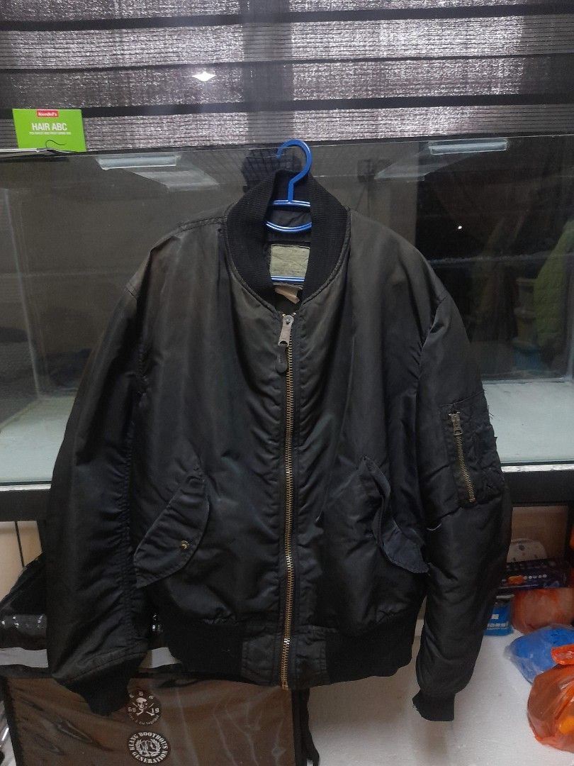 Jecket alpha industries MA-1 made in USA (pit 20 labuh 26), Men's ...