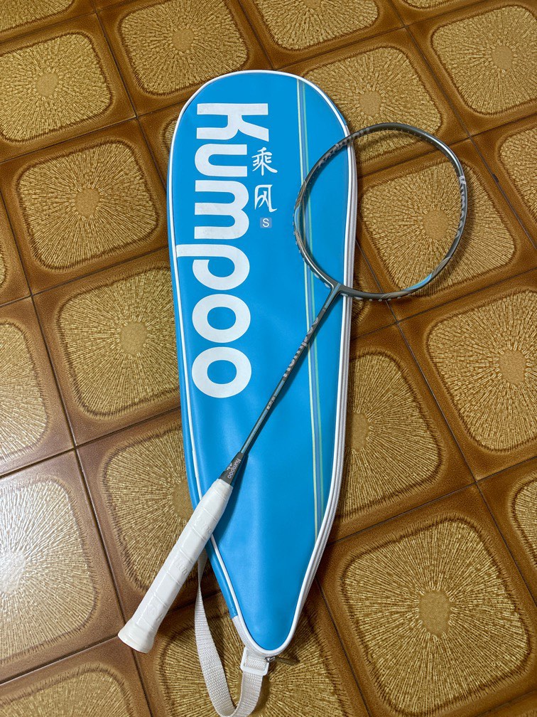 Kumpoo badminton racket, Sports Equipment, Sports & Games, Racket ...