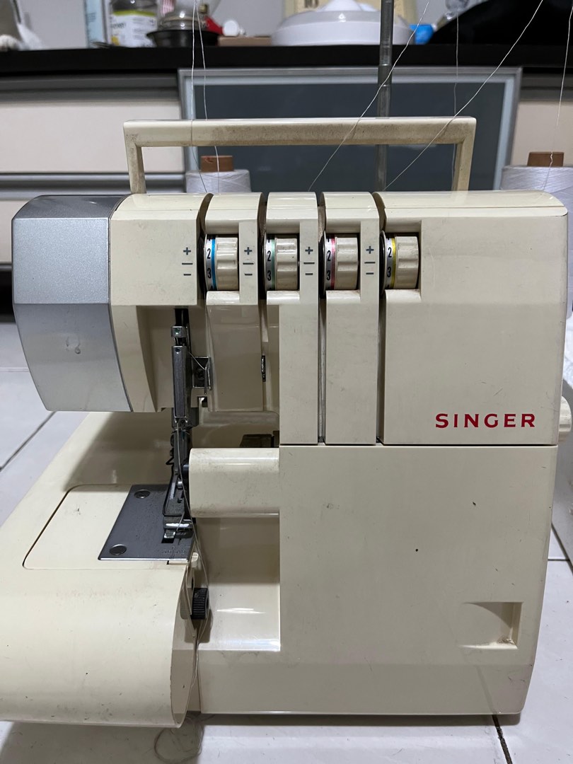 Mesin Obras Singer Second good condition lengkap box, Serba Serbi ...