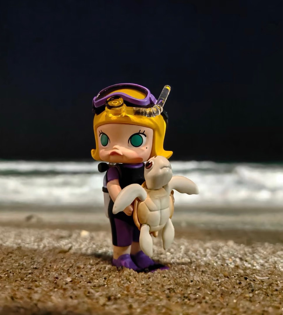 Popmart authentic Molly figures-my childhood, Hobbies & Toys, Toys ...