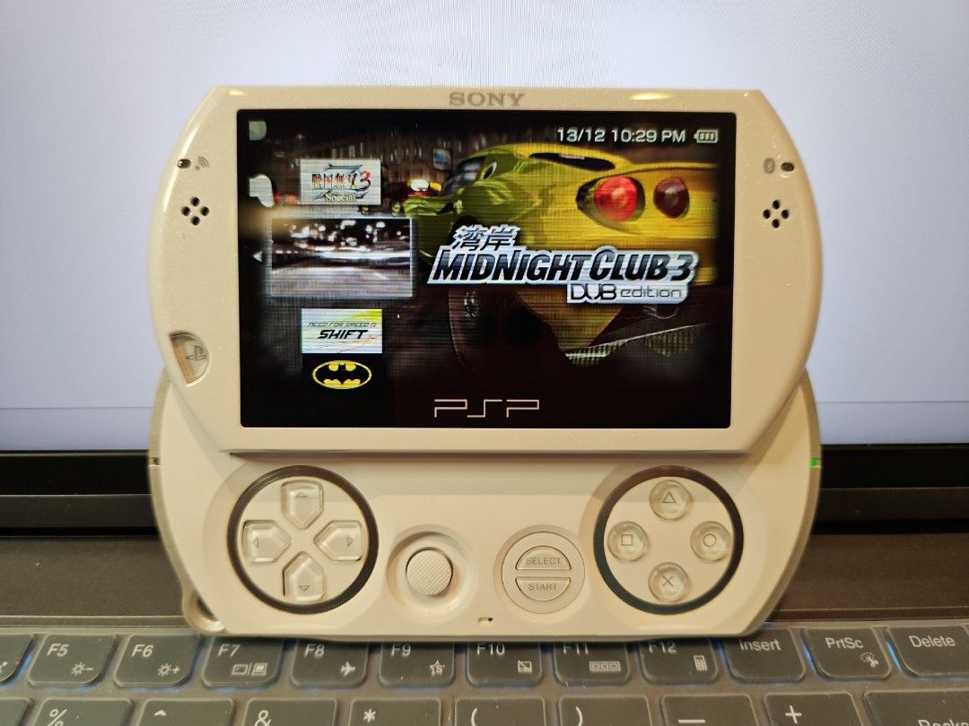 PSP GO Excellent Condition, Video Gaming, Video Game Consoles ...