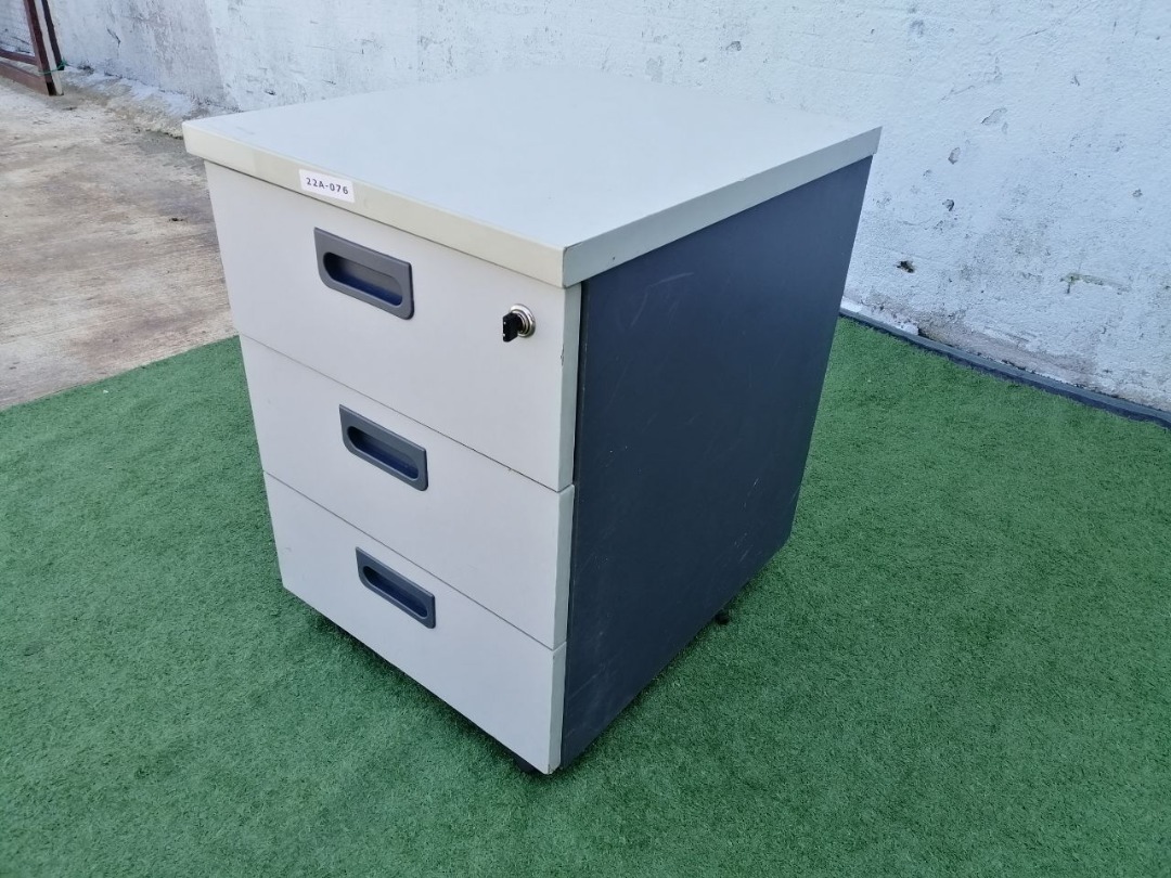 R68-T Laci Mobile Drawer 3 Tiers Pedestal w/key Light Grey, Furniture ...