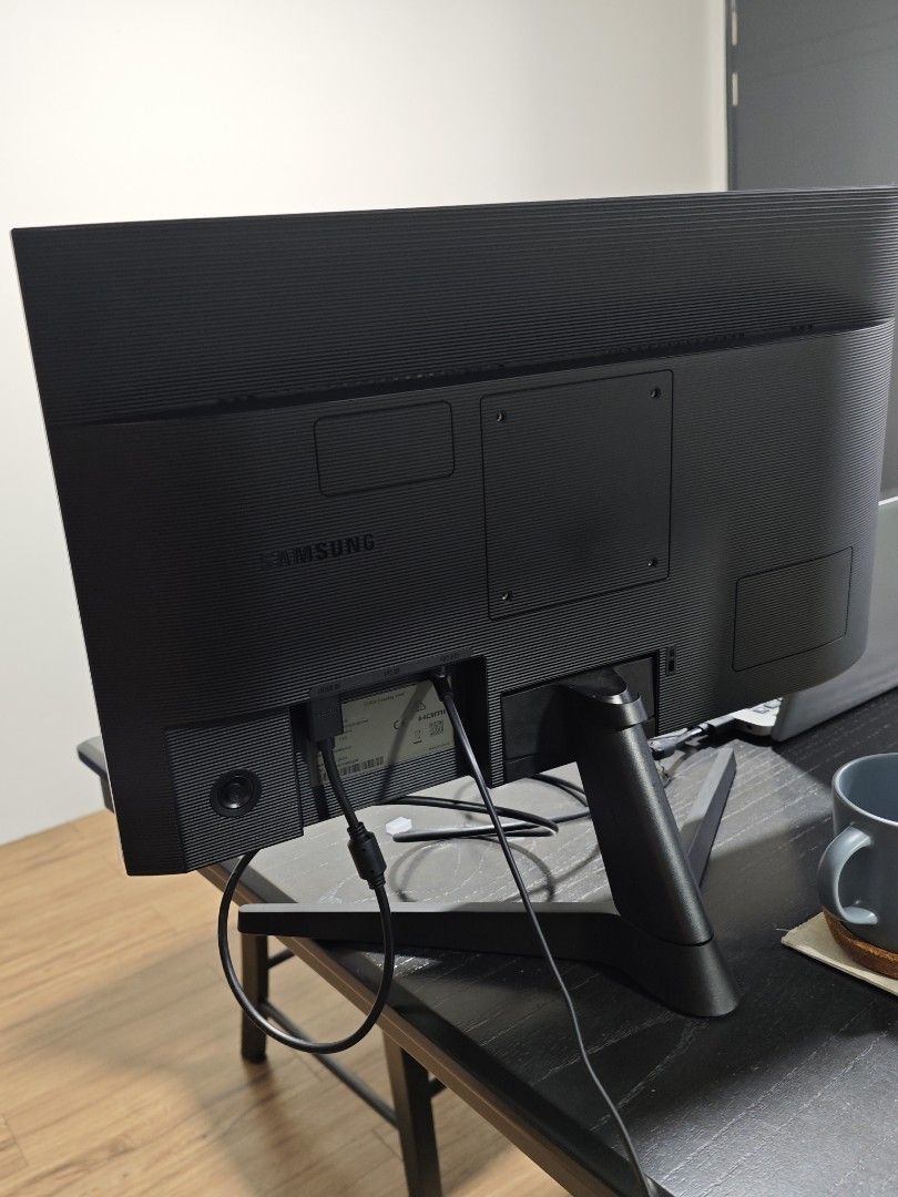 Samsung 24inch Monitor (Full HD 1080P, IPS LCD, 75HZ HIGH REFRESH RATE ...