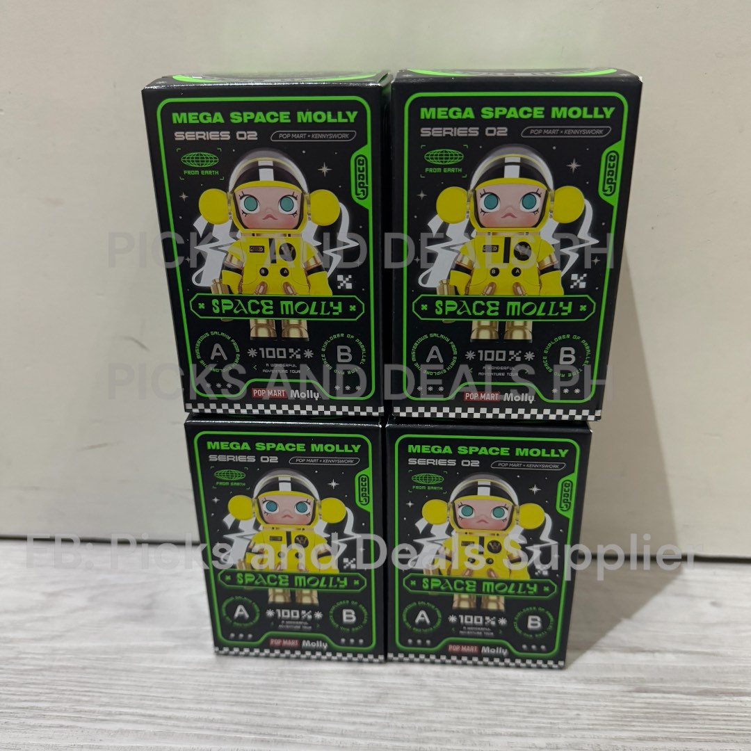 Space Molly V2 Figurines Popmart Collectible Figurine, Hobbies & Toys ...