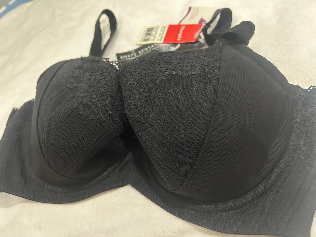 Triumph Shape Sensation Lycra Bra 75E, Women's Fashion, New Undergarments & Loungewear on Carousell