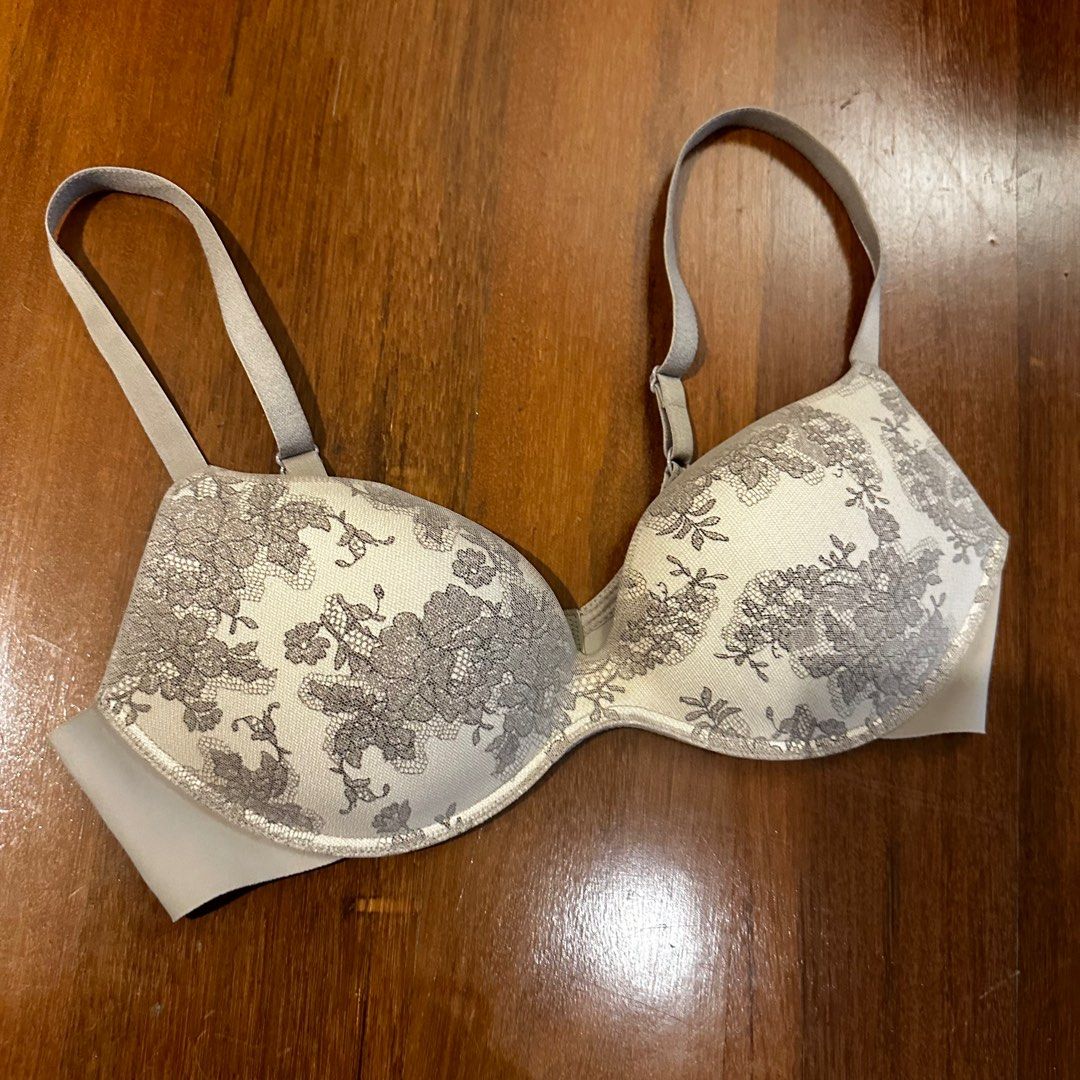 Wacoal Unwired Bra B80, Women's Fashion, New Undergarments & Loungewear on Carousell