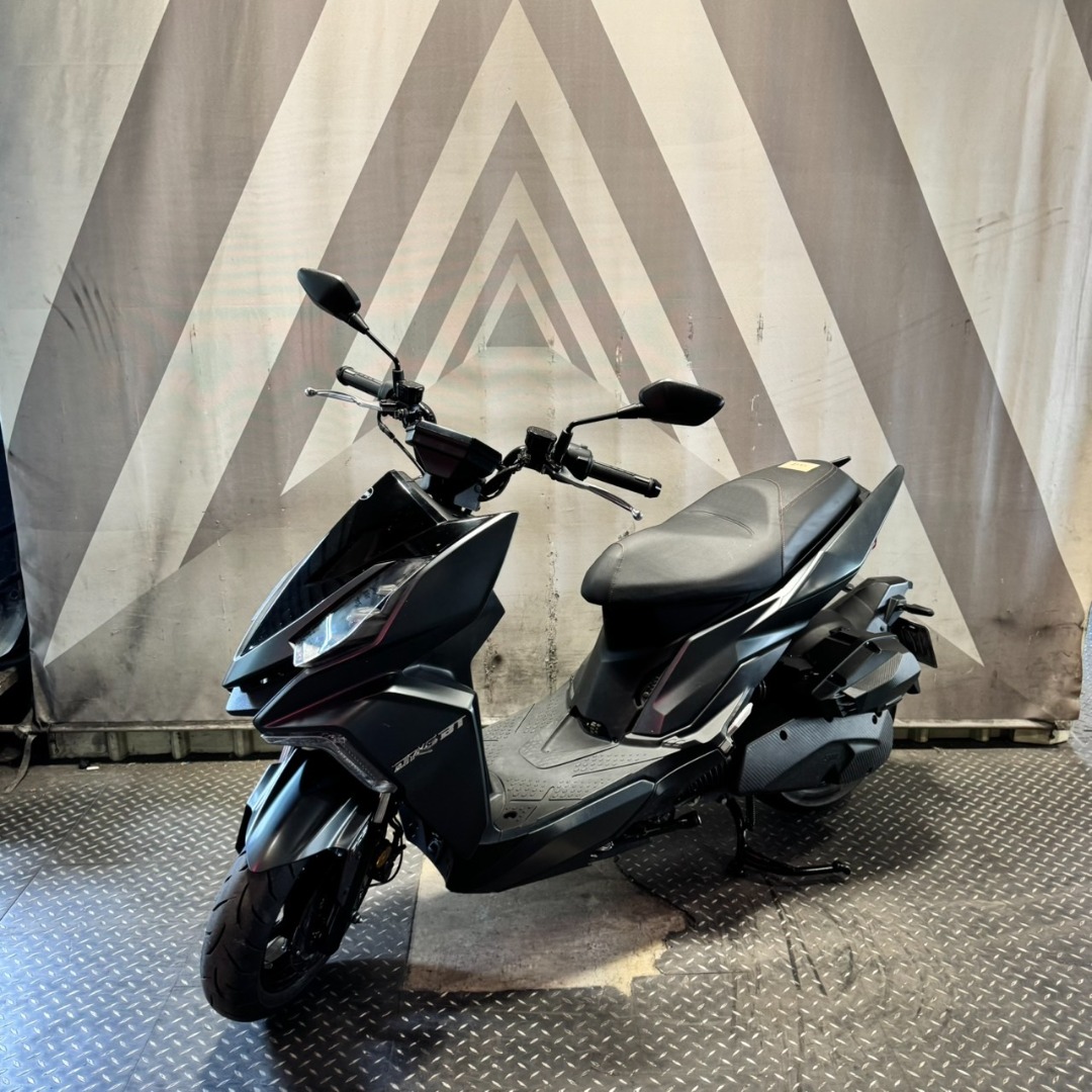【保固車】【0元交車】2023年 SYM 三陽 DRG 158 龍 七期 無鑰匙版 機車 ABS TCS 雙碟, 機車, 新古保固在旋轉拍賣