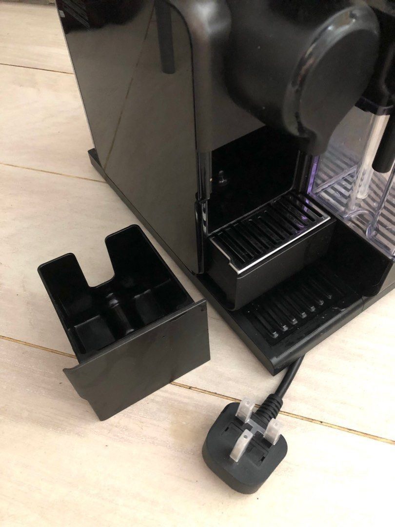 (原價$2,988) 99%新 意大利造 Nespresso Lattissima Touch F511 by 德龍 DeLonghi 第三代 ...